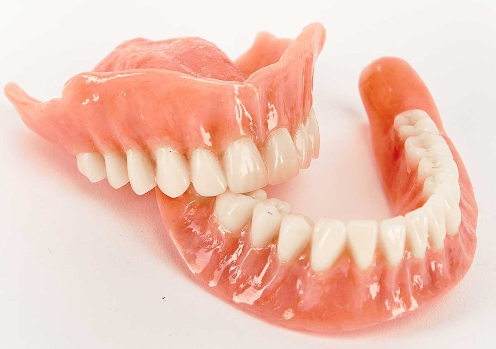Tips for Wearing Dentures Comfortably in Maple Grove MN